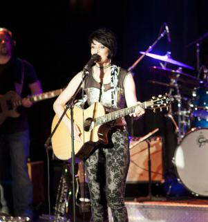 Re Mattei - Country Singer | Songwriter | Guitarist - contact@remattei.com